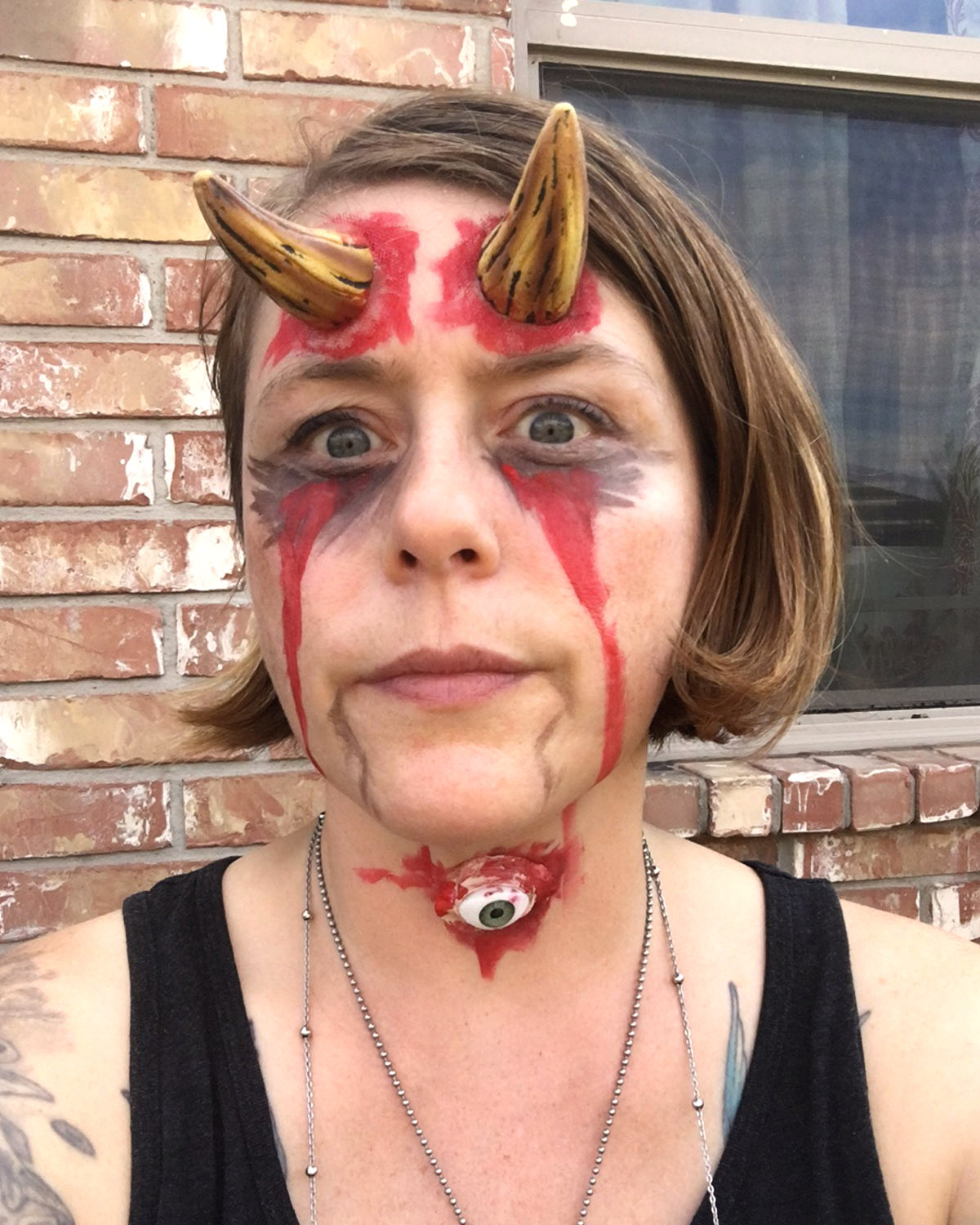 Spooky Horns | busy mockingbird